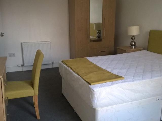 3 bedroom apartment to rent