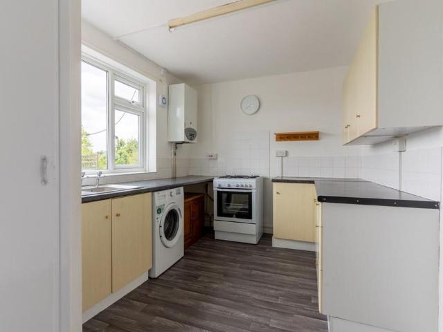 3 bedroom apartment to rent
