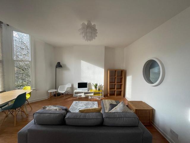 3 bedroom apartment to rent