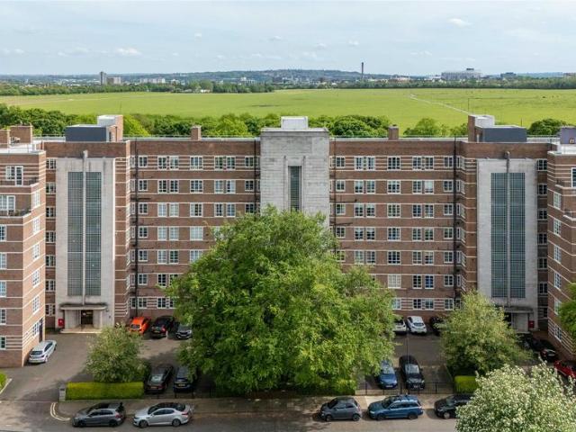 3 bedroom apartment to rent