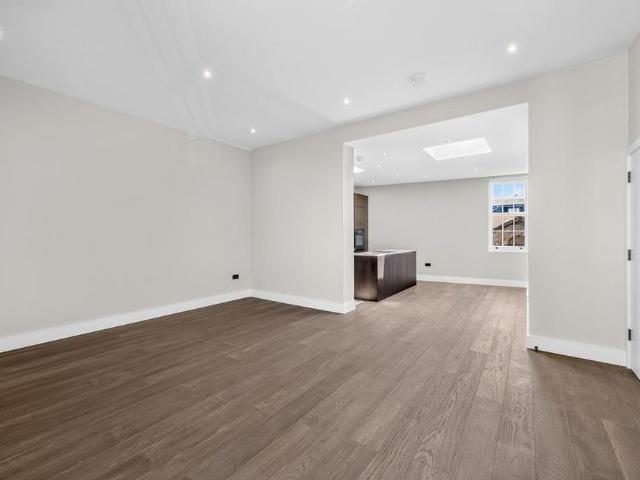 3 bedroom apartment to rent