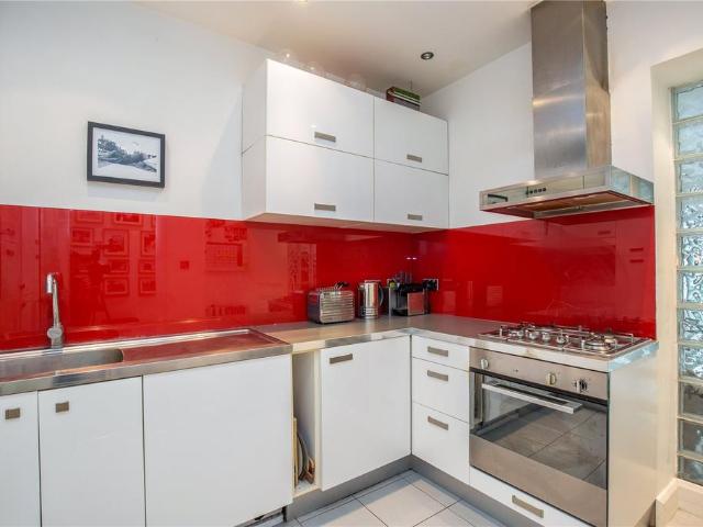 3 bedroom apartment to rent