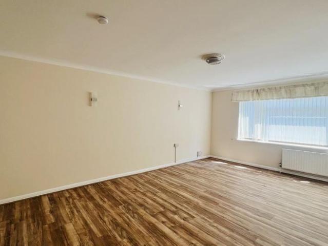 3 bedroom apartment to rent