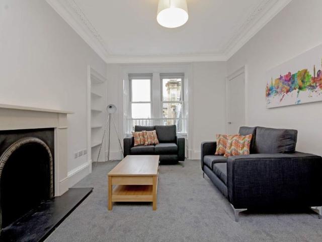 3 bedroom apartment to rent