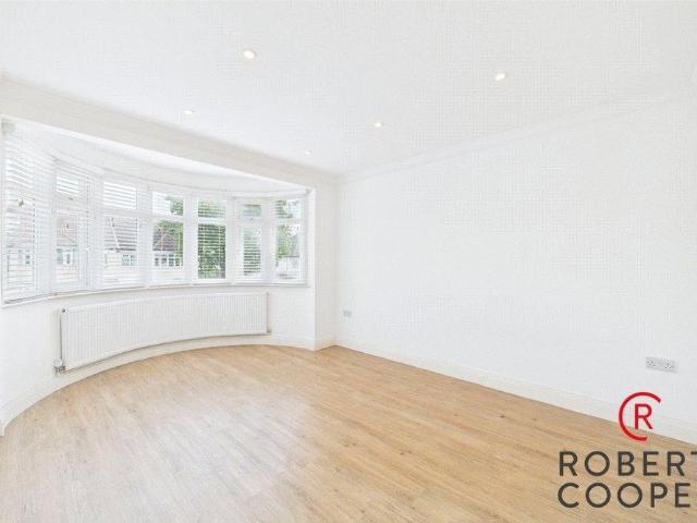 3 bedroom apartment to rent