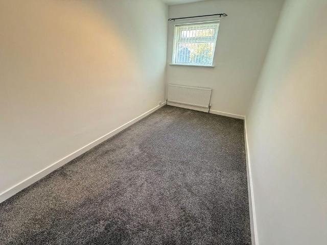 3 bedroom apartment to rent