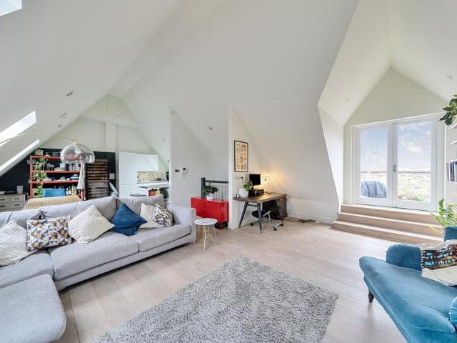 3 bedroom apartment to rent