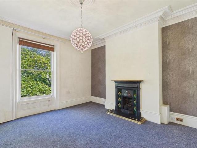 3 bedroom apartment to rent