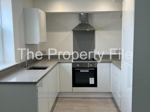 3 bedroom apartment to rent