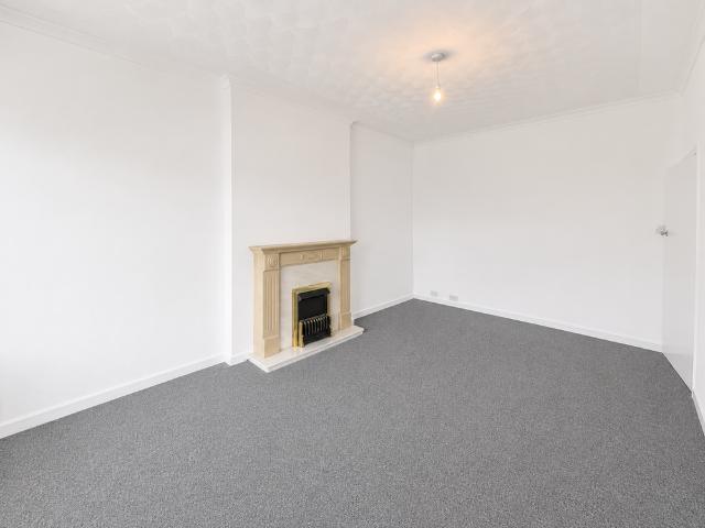 3 bedroom apartment to rent