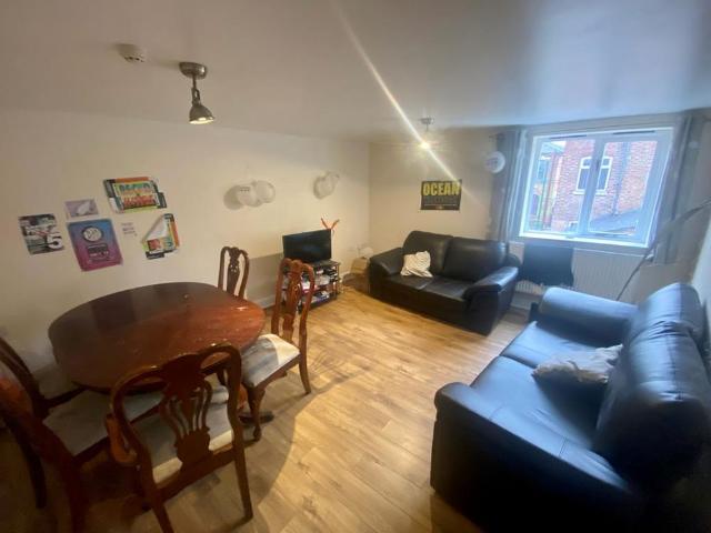 3 bedroom apartment to rent