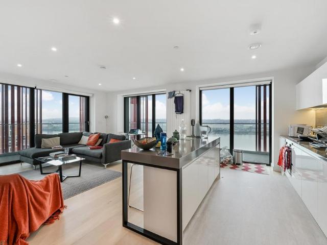 3 bedroom apartment to rent