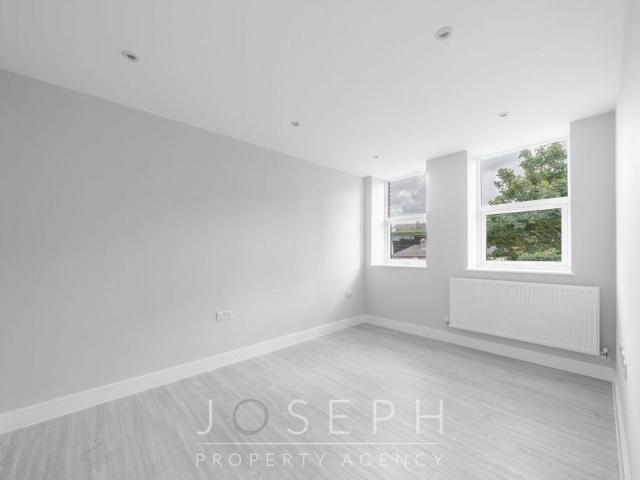 3 bedroom apartment to rent