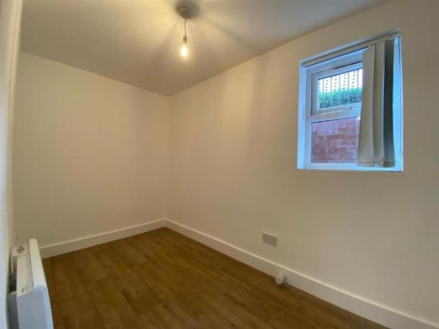 3 bedroom apartment to rent