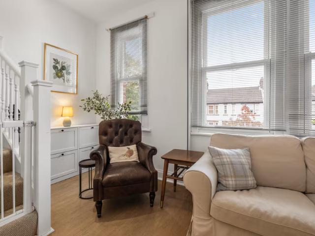 3 bedroom apartment to rent