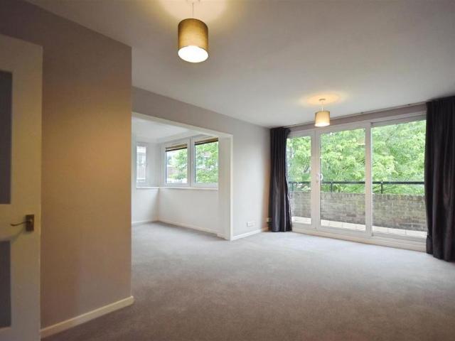 3 bedroom apartment to rent