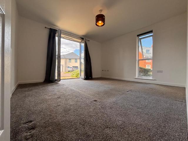 3 bedroom apartment to rent