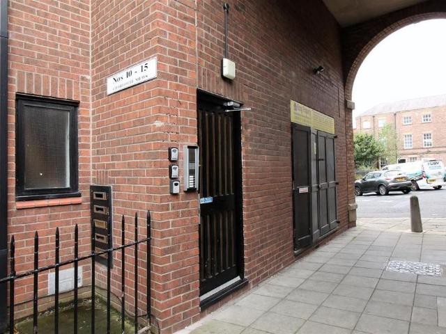 3 bedroom apartment to rent