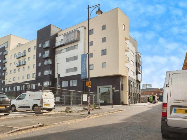 3 bedroom apartment to rent