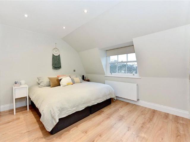 3 bedroom apartment to rent