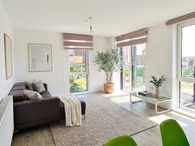 3 bedroom apartment to rent