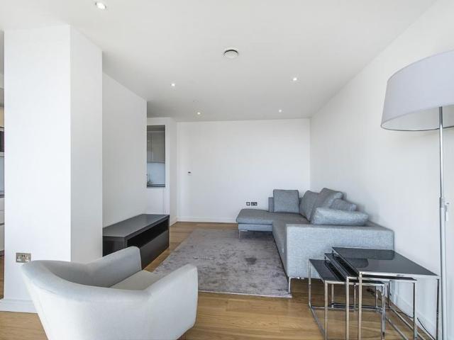 3 bedroom apartment to rent
