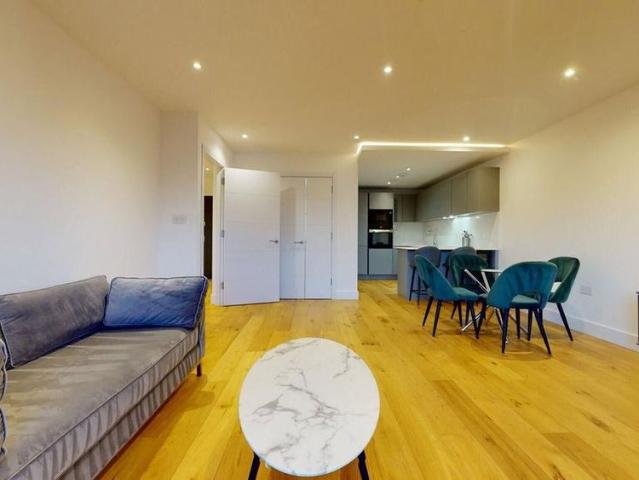 3 bedroom apartment to rent