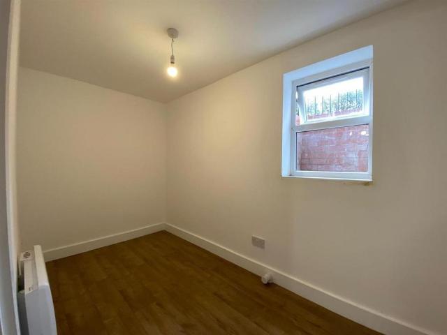 3 bedroom apartment to rent