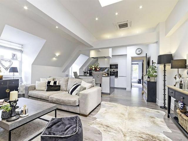3 bedroom apartment to rent