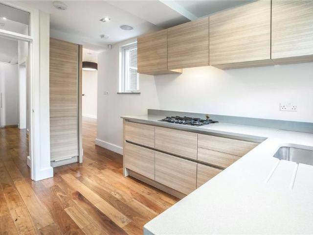 3 bedroom apartment to rent