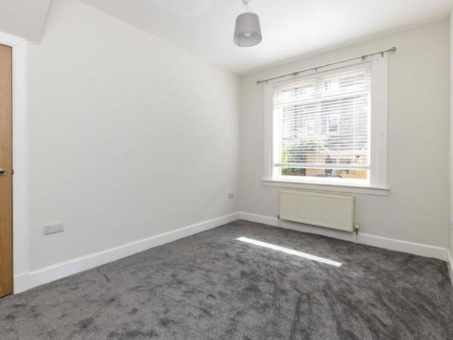 3 bedroom apartment to rent