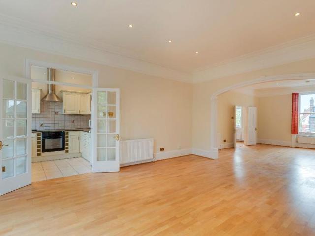 3 bedroom apartment to rent