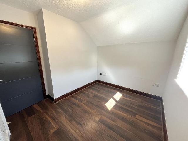 3 bedroom apartment to rent