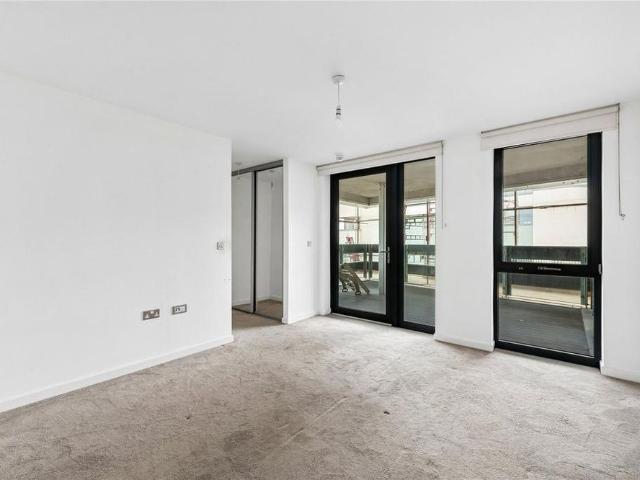 3 bedroom apartment to rent