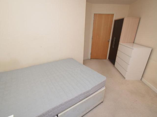 3 bedroom apartment to rent