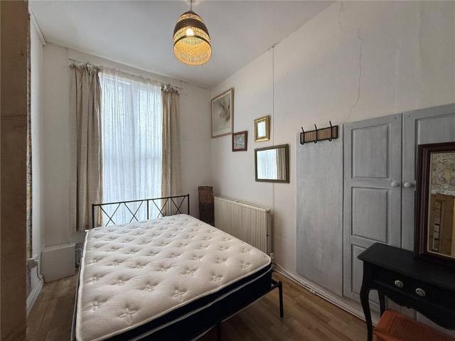 3 bedroom apartment to rent