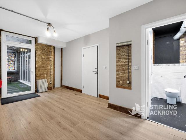 3 bedroom apartment to rent