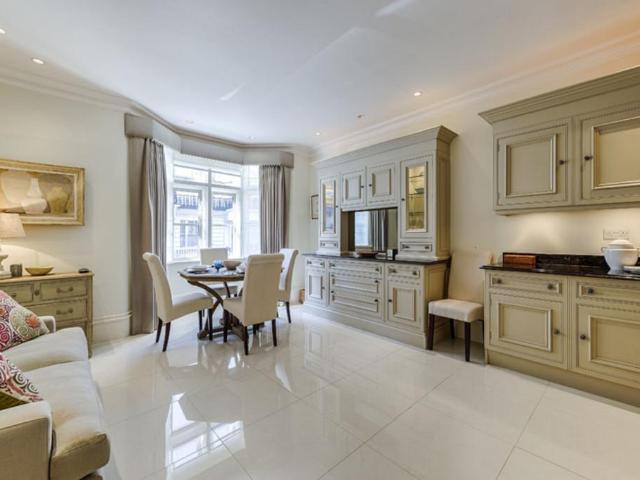 3 bedroom apartment to rent