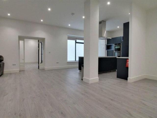 3 bedroom apartment to rent