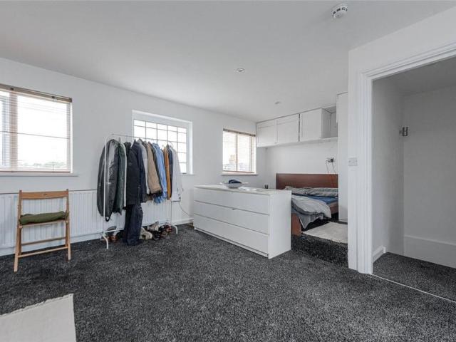 3 bedroom apartment to rent