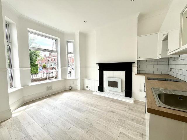 3 bedroom apartment to rent
