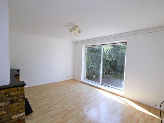 3 bedroom apartment to rent