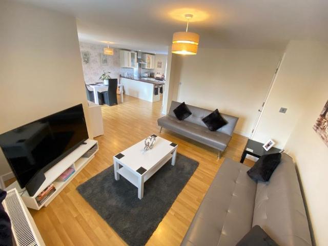 3 bedroom apartment to rent