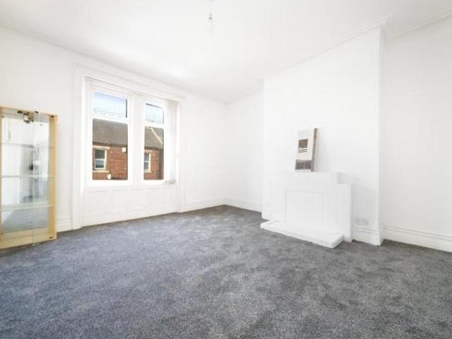3 bedroom apartment to rent