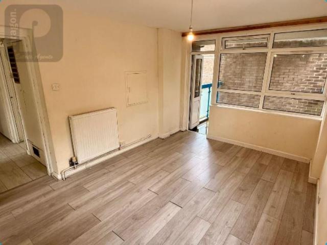 3 bedroom apartment to rent