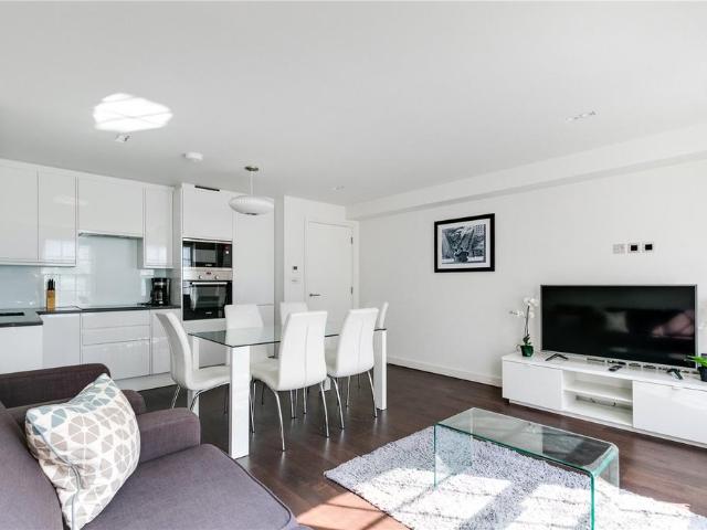 3 bedroom apartment to rent
