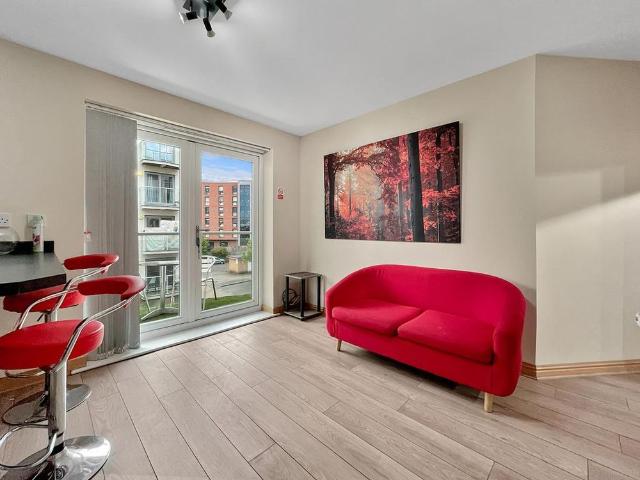 3 bedroom apartment to rent