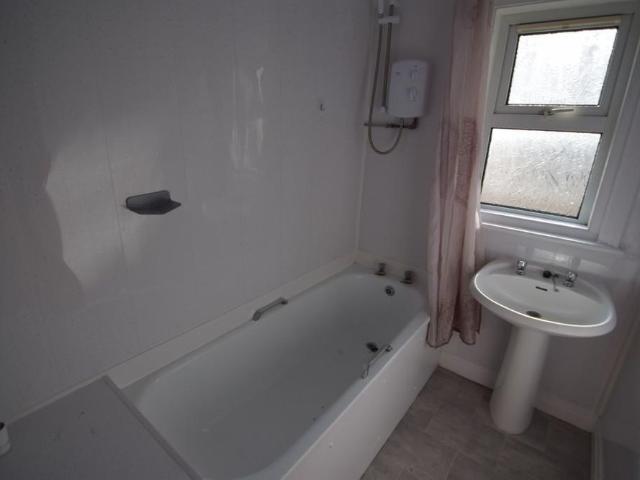 3 bedroom apartment to rent