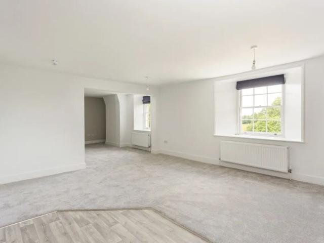 3 bedroom apartment to rent