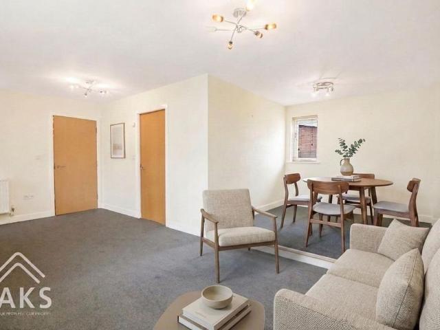 3 bedroom apartment to rent